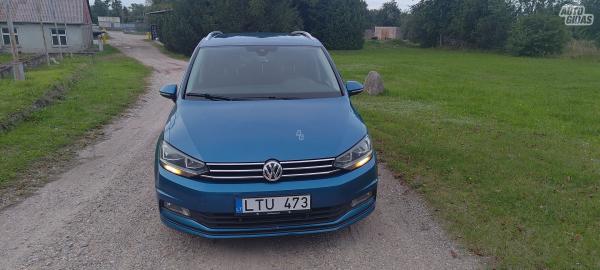 Blue Volkswagen Touran 2016 in Kaunas, with an engine capacity of 1.60 L and mileage of 329 thousand km for 8500 €, photo 6 on AUTOMOTO.COM.LV