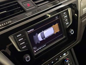 Zils Volkswagen Touran 2016 Marijampole, ar dzinēja tilpumu 1.60 L un nobraukumu 213 tūkst. km par 9650 €, foto 5 vietnē AUTOMOTO.COM.LV