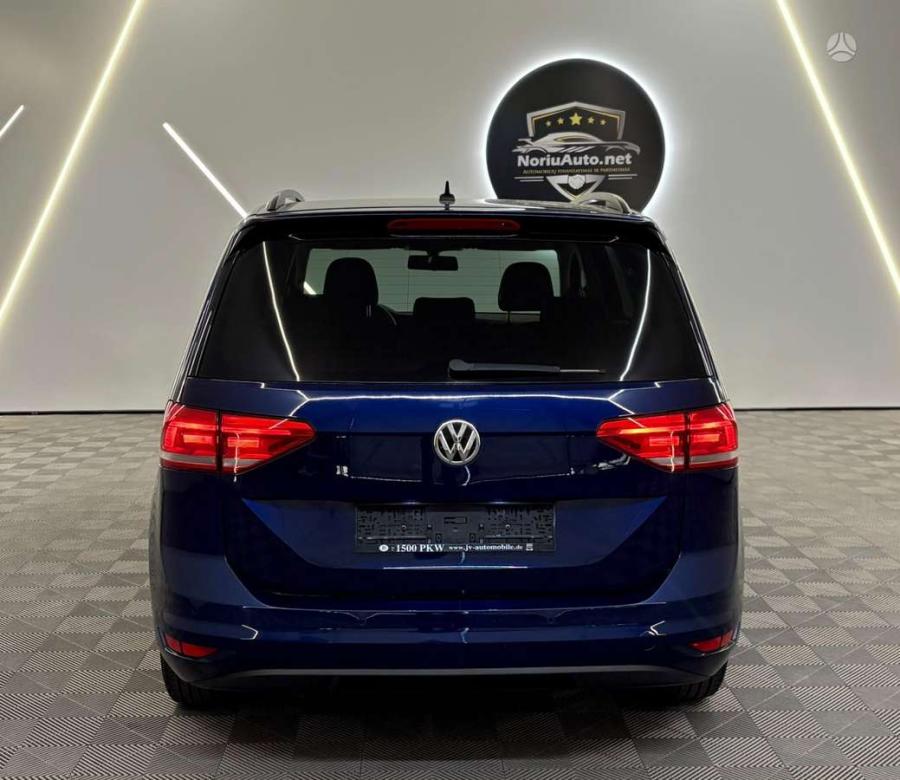 Zils Volkswagen Touran 2016 Marijampole, ar dzinēja tilpumu 1.60 L un nobraukumu 213 tūkst. km par 9650 €, foto 20 vietnē AUTOMOTO.COM.LV