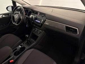 Zils Volkswagen Touran 2016 Marijampole, ar dzinēja tilpumu 1.60 L un nobraukumu 213 tūkst. km par 9650 €, foto 30 vietnē AUTOMOTO.COM.LV