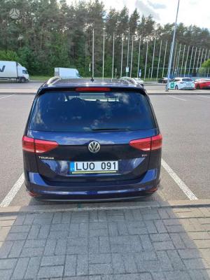 Zils Volkswagen Touran 2017 Viļņa, ar dzinēja tilpumu 1.60 L un nobraukumu 297 tūkst. km par 7500 €, foto 6 vietnē AUTOMOTO.COM.LV