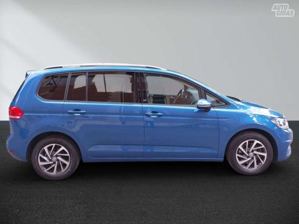 Zils Volkswagen Touran 2018 Kauņa, ar dzinēja tilpumu 1.40 L un nobraukumu 86 tūkst. km par 22349 €, foto 3 vietnē AUTOMOTO.COM.LV