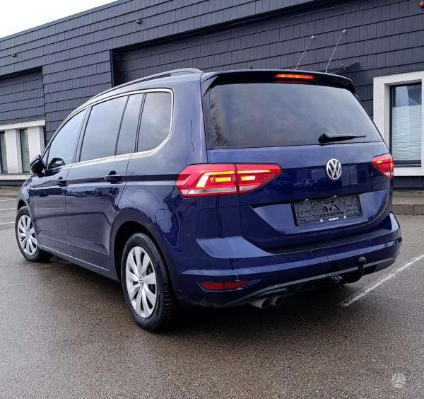 Zils Volkswagen Touran 2019 Kauņa, ar dzinēja tilpumu 2.00 L un nobraukumu 237 tūkst. km par 9500 €, foto 5 vietnē AUTOMOTO.COM.LV