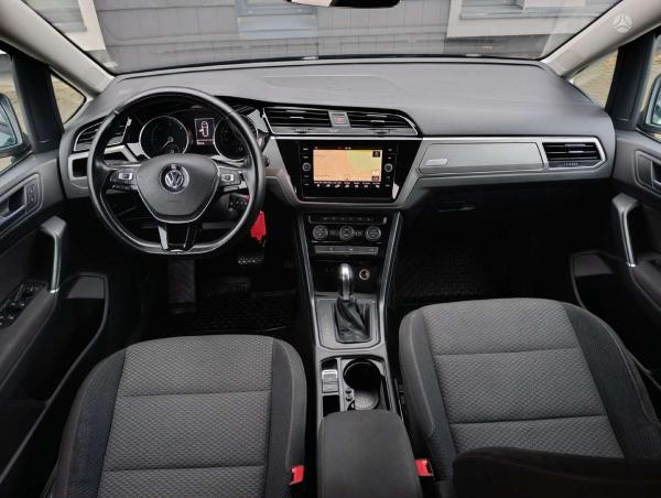 Zils Volkswagen Touran 2019 Kauņa, ar dzinēja tilpumu 2.00 L un nobraukumu 237 tūkst. km par 9500 €, foto 8 vietnē AUTOMOTO.COM.LV