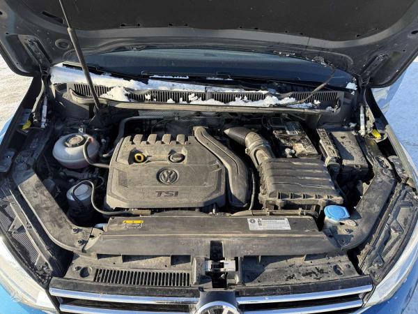 Blue Volkswagen Touran 2019 in Kaunas, with an engine capacity of 1.50 L and mileage of 67 thousand km for 24500 €, photo 11 on AUTOMOTO.COM.LV