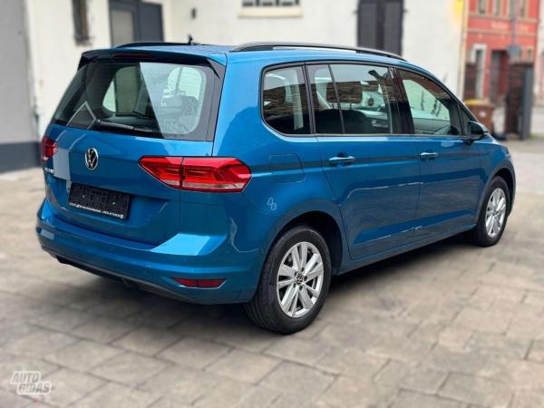 Zils Volkswagen Touran 2020 Kauņa, ar dzinēja tilpumu 2.00 L un nobraukumu 24 tūkst. km par 27447 €, foto 3 vietnē AUTOMOTO.COM.LV