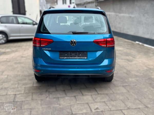 Zils Volkswagen Touran 2020 Kauņa, ar dzinēja tilpumu 2.00 L un nobraukumu 24 tūkst. km par 27447 €, foto 5 vietnē AUTOMOTO.COM.LV