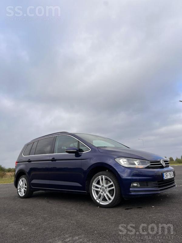Zils Volkswagen Touran 2020 Jelgava, ar dzinēja tilpumu 1.50 L un nobraukumu 235 tūkst. km par 11900 €, foto 5 vietnē AUTOMOTO.COM.LV