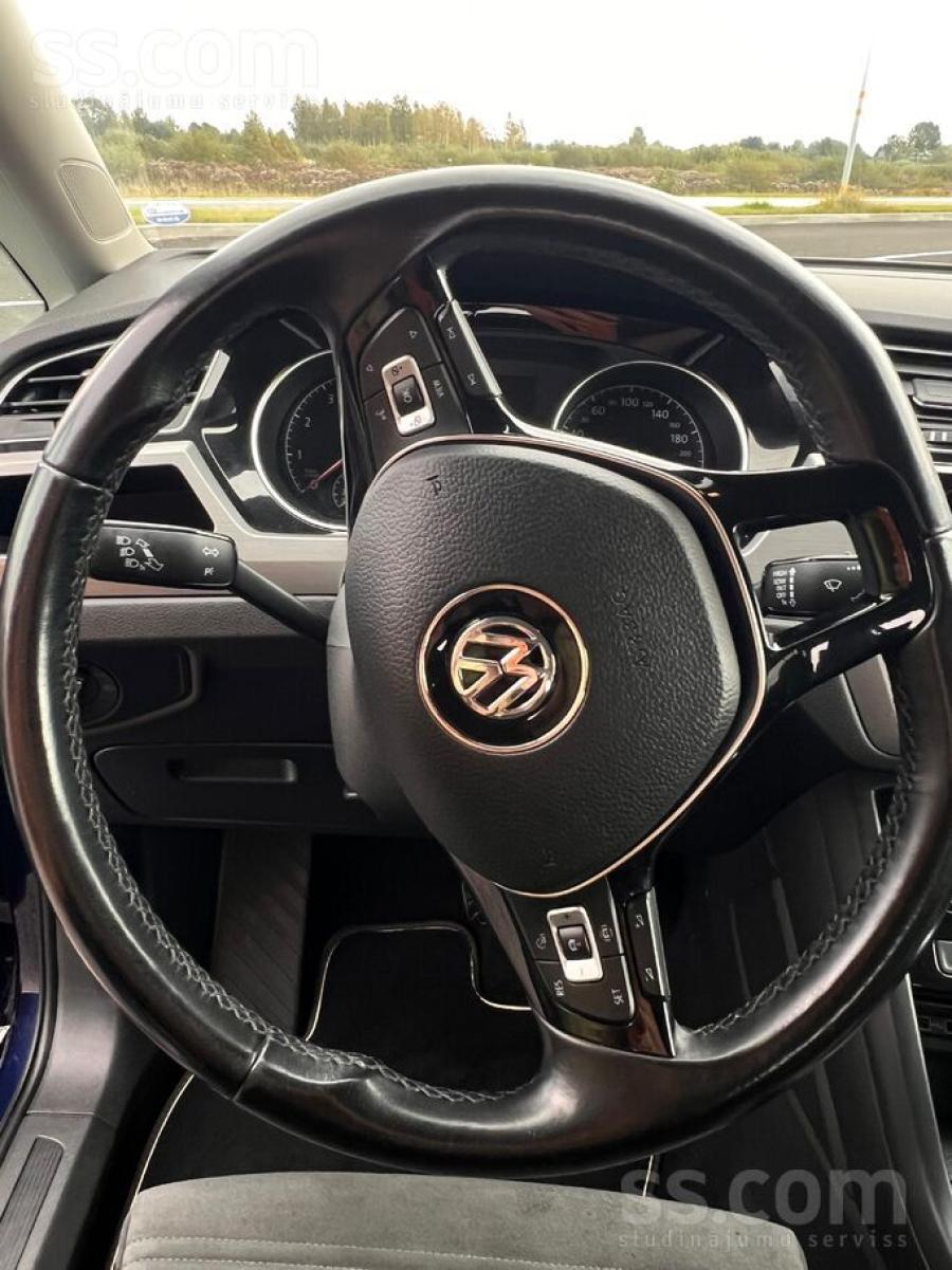 Zils Volkswagen Touran 2020 Jelgava, ar dzinēja tilpumu 1.50 L un nobraukumu 235 tūkst. km par 11900 €, foto 8 vietnē AUTOMOTO.COM.LV