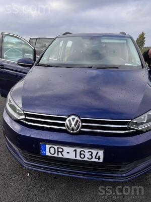 Zils Volkswagen Touran 2020 Jelgava, ar dzinēja tilpumu 1.50 L un nobraukumu 235 tūkst. km par 11900 €, foto 13 vietnē AUTOMOTO.COM.LV