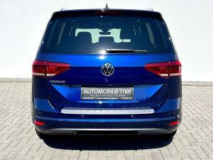 Zils Volkswagen Touran 2021 Kauņa, ar dzinēja tilpumu 1.50 L un nobraukumu 25 tūkst. km par 32690 €, foto 6 vietnē AUTOMOTO.COM.LV