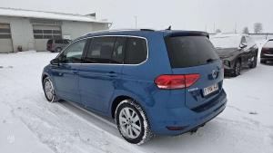 Zils Volkswagen Touran 2021 Marijampole, ar dzinēja tilpumu 1.97 L un nobraukumu 209 tūkst. km par 14399 €, foto 4 vietnē AUTOMOTO.COM.LV