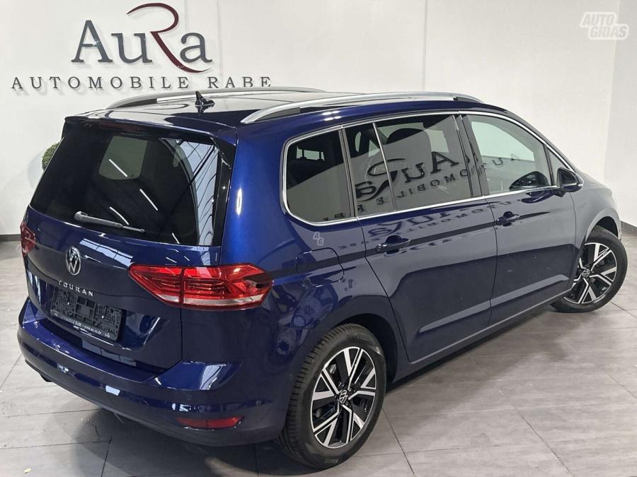 Zils Volkswagen Touran 2022 Kauņa, ar dzinēja tilpumu 1.50 L un nobraukumu 59 tūkst. km par 31102 €, foto 5 vietnē AUTOMOTO.COM.LV