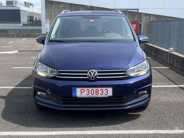 Zils Volkswagen Touran 2022 Viļņa, ar dzinēja tilpumu 1.97 L un nobraukumu 211 tūkst. km par 13490 €, foto 3 vietnē AUTOMOTO.COM.LV