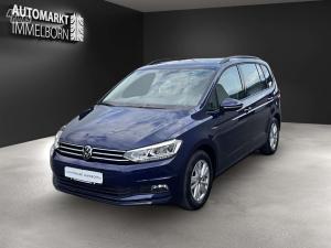 Blue Volkswagen Touran 2023 in Kaunas, with an engine capacity of 1.50 L and mileage of 29 thousand km for 33104 €, photo 3 on AUTOMOTO.COM.LV