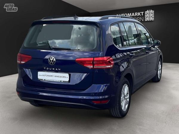 Blue Volkswagen Touran 2023 in Kaunas, with an engine capacity of 1.50 L and mileage of 29 thousand km for 33104 €, photo 7 on AUTOMOTO.COM.LV