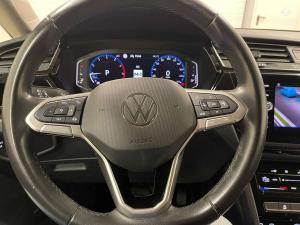 Blue Volkswagen Touran 2023 in Marijampole, with an engine capacity of 1.50 L and mileage of 189 thousand km for 17805 €, photo 15 on AUTOMOTO.COM.LV