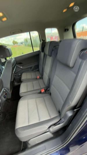 Zils Volkswagen Touran 2023 Kauņa, ar dzinēja tilpumu 1.50 L un nobraukumu 140 tūkst. km par 17364 €, foto 30 vietnē AUTOMOTO.COM.LV