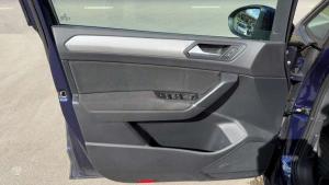 Zils Volkswagen Touran 2023 Kauņa, ar dzinēja tilpumu 1.50 L un nobraukumu 140 tūkst. km par 17364 €, foto 18 vietnē AUTOMOTO.COM.LV