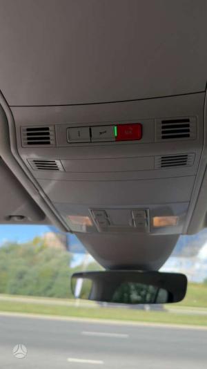 Zils Volkswagen Touran 2023 Kauņa, ar dzinēja tilpumu 1.50 L un nobraukumu 140 tūkst. km par 17364 €, foto 24 vietnē AUTOMOTO.COM.LV