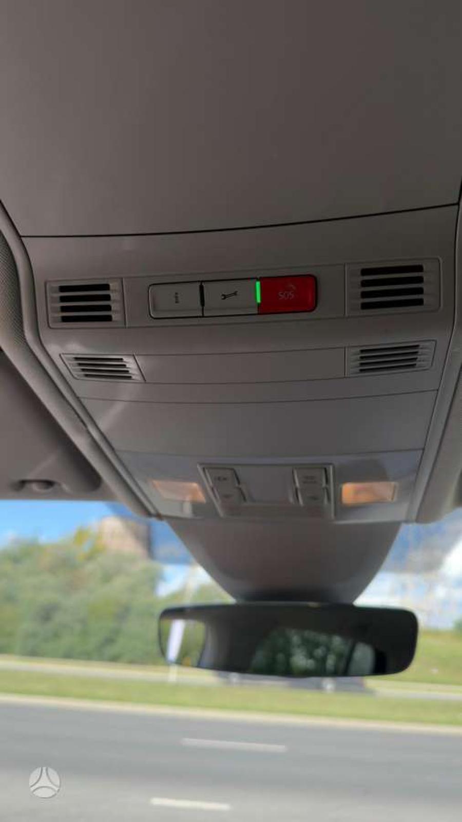 Zils Volkswagen Touran 2023 Kauņa, ar dzinēja tilpumu 1.50 L un nobraukumu 140 tūkst. km par 17364 €, foto 24 vietnē AUTOMOTO.COM.LV