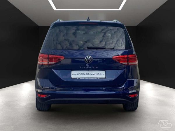 Blue Volkswagen Touran 2024 in Kaunas, with an engine capacity of 1.50 L and mileage of 23 thousand km for 33167 €, photo 10 on AUTOMOTO.COM.LV