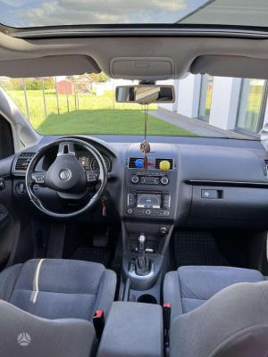Blue Volkswagen Touran 2012 in Vilnius, with an engine capacity of 2.00 L and mileage of 254 thousand km for 4700 €, photo  on AUTOMOTO.COM.LV