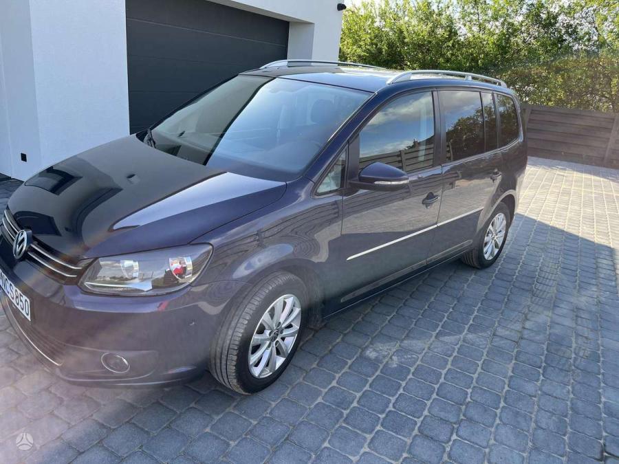 Zils Volkswagen Touran 2012 Viļņa, ar dzinēja tilpumu 2.00 L un nobraukumu 254 tūkst. km par 4700 €, foto 9 vietnē AUTOMOTO.COM.LV