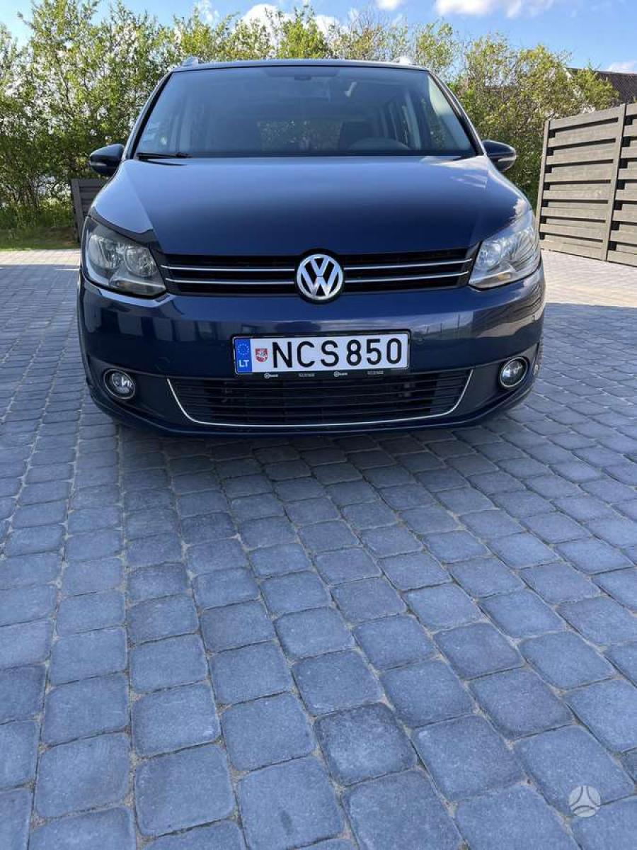 Zils Volkswagen Touran 2012 Viļņa, ar dzinēja tilpumu 2.00 L un nobraukumu 254 tūkst. km par 4700 €, foto 11 vietnē AUTOMOTO.COM.LV