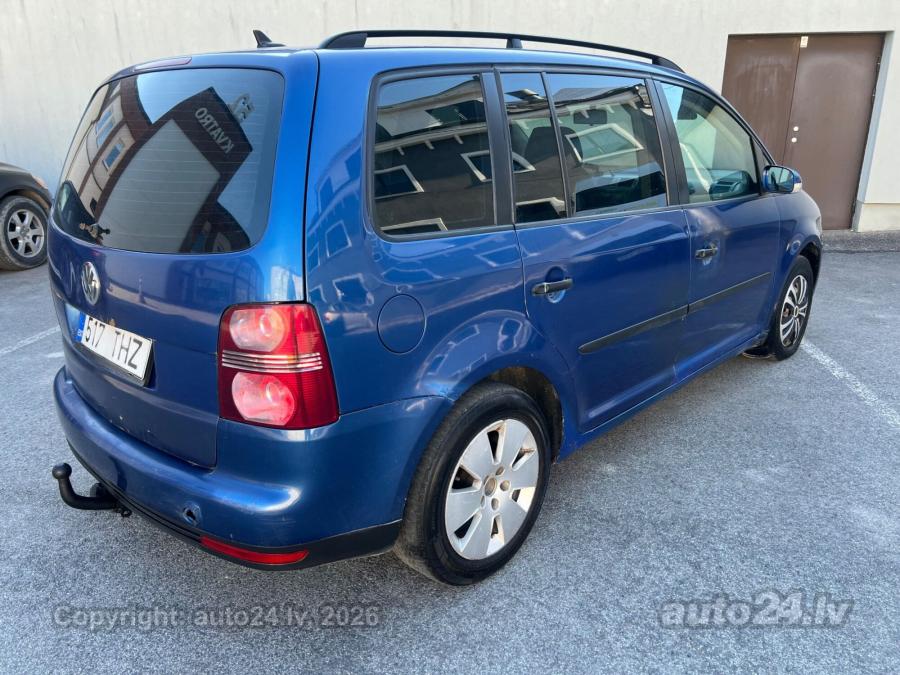 Zils Volkswagen Touran 2007 Paide, ar dzinēja tilpumu 1.90 L un nobraukumu 390 tūkst. km par 1399 €, foto 3 vietnē AUTOMOTO.COM.LV