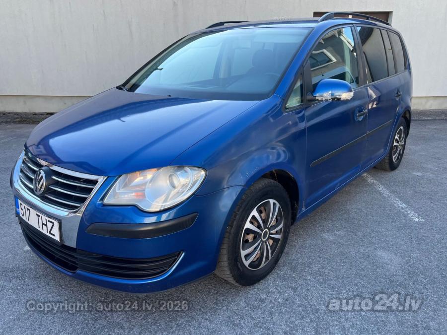 Zils Volkswagen Touran 2007 Paide, ar dzinēja tilpumu 1.90 L un nobraukumu 390 tūkst. km par 1399 €, foto 4 vietnē AUTOMOTO.COM.LV