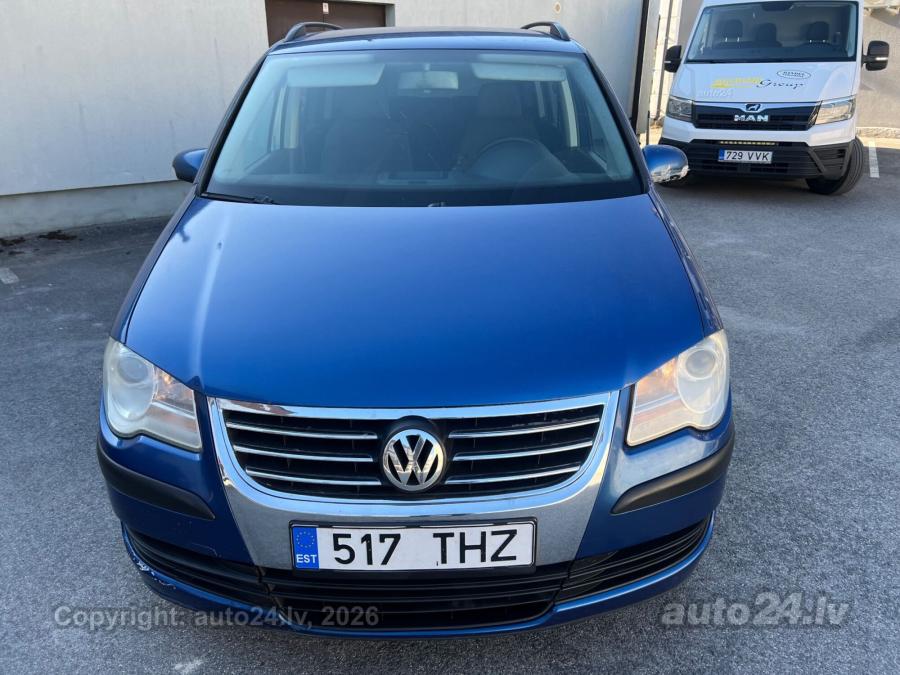 Zils Volkswagen Touran 2007 Paide, ar dzinēja tilpumu 1.90 L un nobraukumu 390 tūkst. km par 1399 €, foto 7 vietnē AUTOMOTO.COM.LV