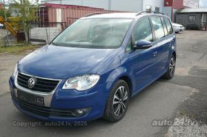 Zils Volkswagen Touran 2009 Jehvi, ar dzinēja tilpumu 1.90 L un nobraukumu 268 tūkst. km par 3900 €, foto  vietnē AUTOMOTO.COM.LV