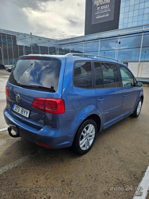 Zils Volkswagen Touran 2011 Tallina, ar dzinēja tilpumu 1.40 L un nobraukumu 0 tūkst. km par 3500 €, foto 7 vietnē AUTOMOTO.COM.LV