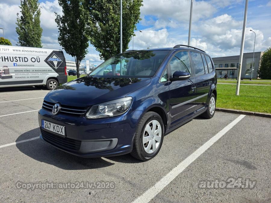 Blue Volkswagen Touran 2012 in Tallinn, with an engine capacity of 1.40 L and mileage of 283 thousand km for 5200 €, photo 7 on AUTOMOTO.COM.LV