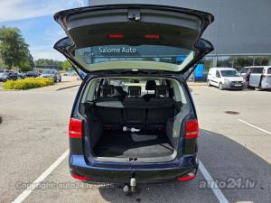 Blue Volkswagen Touran 2012 in Tallinn, with an engine capacity of 1.40 L and mileage of 283 thousand km for 5200 €, photo 12 on AUTOMOTO.COM.LV