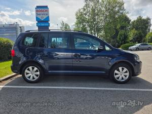 Blue Volkswagen Touran 2012 in Tallinn, with an engine capacity of 1.40 L and mileage of 283 thousand km for 5200 €, photo 13 on AUTOMOTO.COM.LV