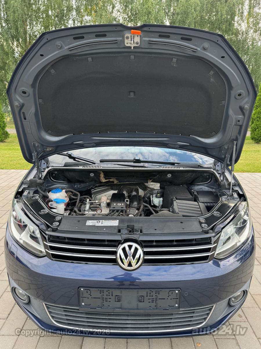 Blue Volkswagen Touran 2012 in Tartu, with an engine capacity of 1.20 L and mileage of 239 thousand km for 7490 €, photo 15 on AUTOMOTO.COM.LV