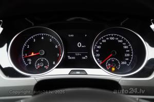 Blue Volkswagen Touran 2016 in Tallinn, with an engine capacity of 1.40 L and mileage of 0 thousand km for 13900 €, photo 19 on AUTOMOTO.COM.LV