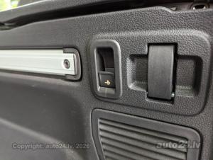 Zils Volkswagen Touran 2019 Tallina, ar dzinēja tilpumu 1.60 L un nobraukumu 159 tūkst. km par 17000 €, foto 11 vietnē AUTOMOTO.COM.LV