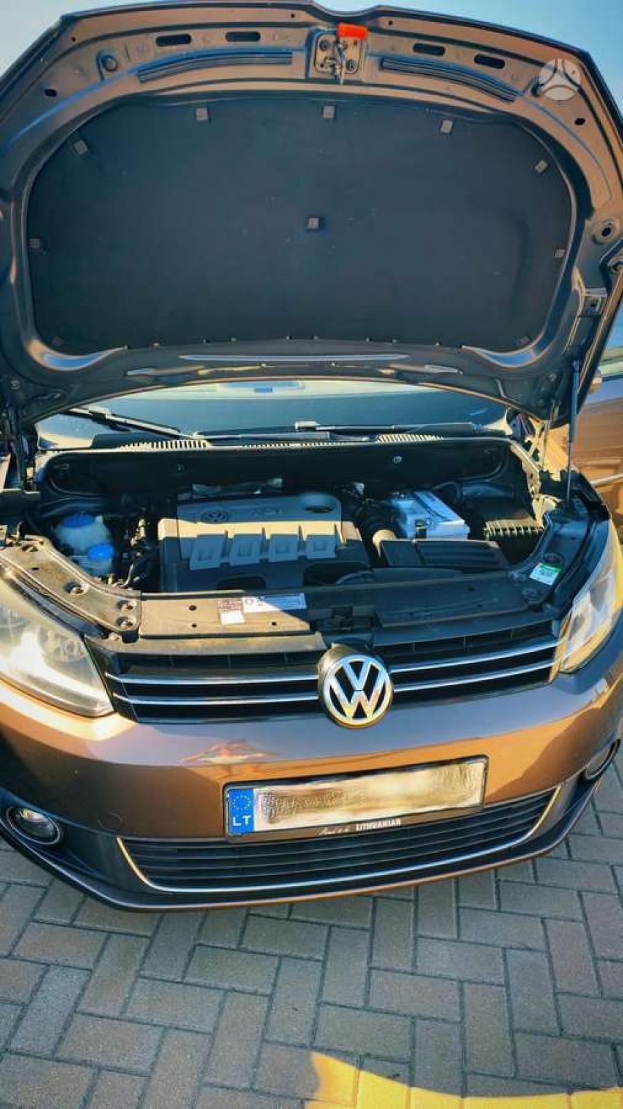 Brūns Volkswagen Touran 2010 Klaipėda, ar dzinēja tilpumu 1.97 L un nobraukumu 302 tūkst. km par 5500 €, foto 12 vietnē AUTOMOTO.COM.LV