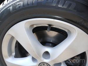 Brūns Volkswagen Touran 2010 Ogre, ar dzinēja tilpumu 1.60 L un nobraukumu 298 tūkst. km par 4500 €, foto 15 vietnē AUTOMOTO.COM.LV
