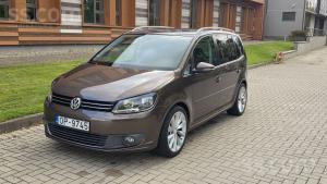 Brūns Volkswagen Touran 2010 Rīga, ar dzinēja tilpumu 1.60 L un nobraukumu 214 tūkst. km par 6660 €, foto 13 vietnē AUTOMOTO.COM.LV