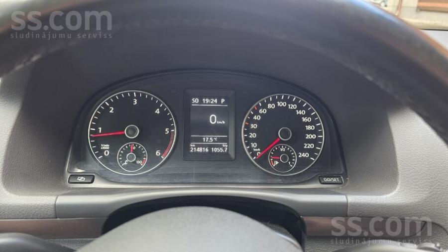 Brūns Volkswagen Touran 2010 Rīga, ar dzinēja tilpumu 1.60 L un nobraukumu 214 tūkst. km par 6660 €, foto 22 vietnē AUTOMOTO.COM.LV