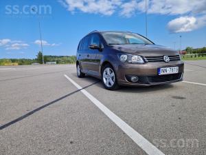 Brūns Volkswagen Touran 2010 Rīga, ar dzinēja tilpumu 2.00 L un nobraukumu 418 tūkst. km par 4400 €, foto 3 vietnē AUTOMOTO.COM.LV