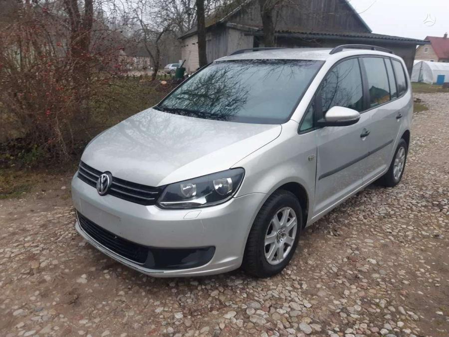 Brūns Volkswagen Touran 2011 Raseiniai, ar dzinēja tilpumu 1.60 L un nobraukumu 323 tūkst. km par 2650 €, foto 2 vietnē AUTOMOTO.COM.LV