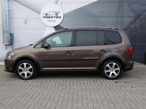 Brown Volkswagen Touran 2011 in Ramuciai, with an engine capacity of 1.40 L and mileage of 201 thousand km for 6550 €, photo 6 on AUTOMOTO.COM.LV