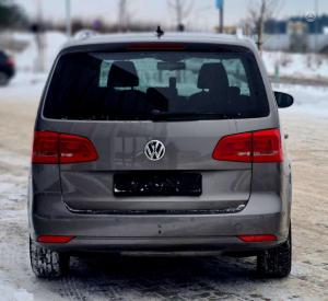 Brūns Volkswagen Touran 2011 Viļņa, ar dzinēja tilpumu 1.39 L un nobraukumu 236 tūkst. km par 6150 €, foto 13 vietnē AUTOMOTO.COM.LV
