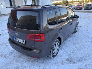 Brūns Volkswagen Touran 2011 Viļņa, ar dzinēja tilpumu 1.60 L un nobraukumu 274 tūkst. km par 6500 €, foto 3 vietnē AUTOMOTO.COM.LV