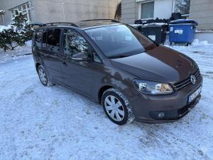 Brūns Volkswagen Touran 2011 Viļņa, ar dzinēja tilpumu 1.60 L un nobraukumu 274 tūkst. km par 6500 €, foto 5 vietnē AUTOMOTO.COM.LV